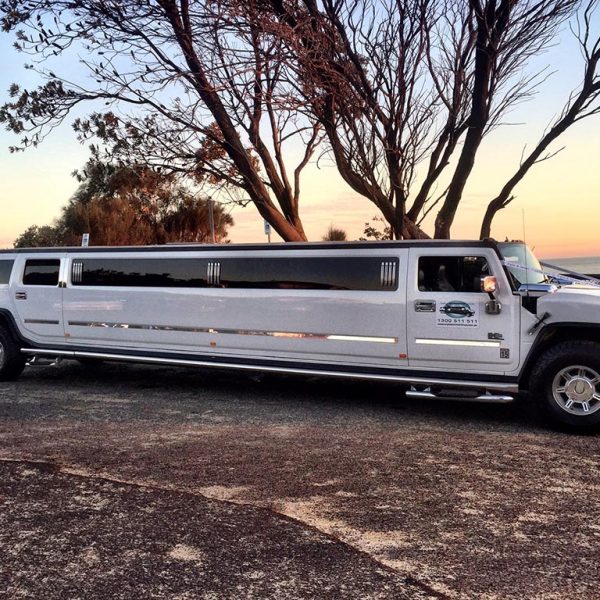 Stretch Hummer (16 persons) – White or Black | Triple Hummer Limos